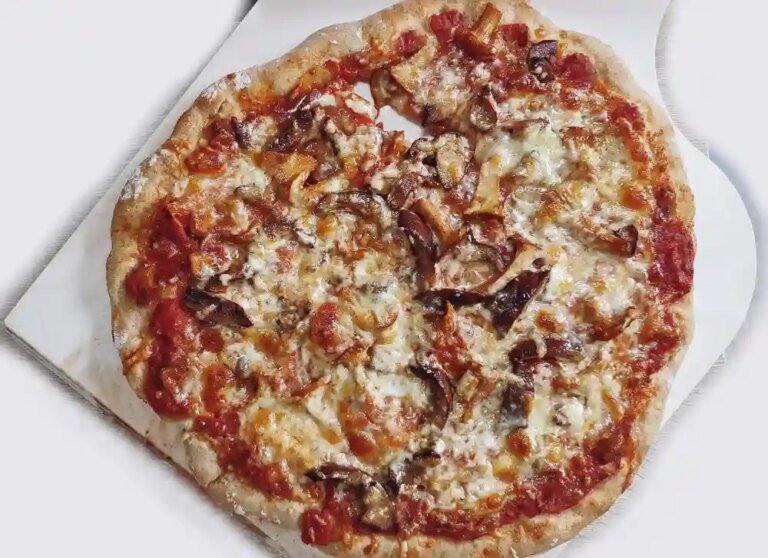 Perfect Pizza Dough - Homemade Pizza With 4 Ingredients Only